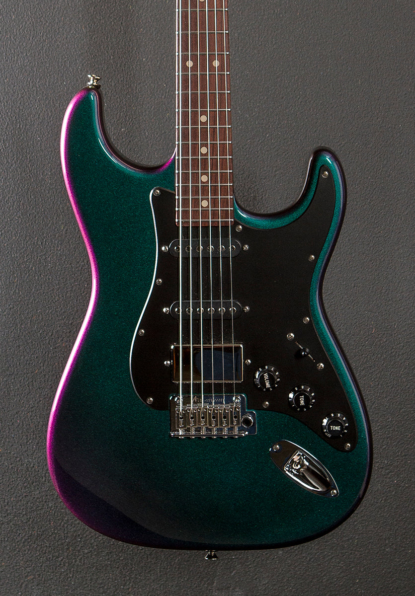 Tom Anderson – Dave's Guitar Shop