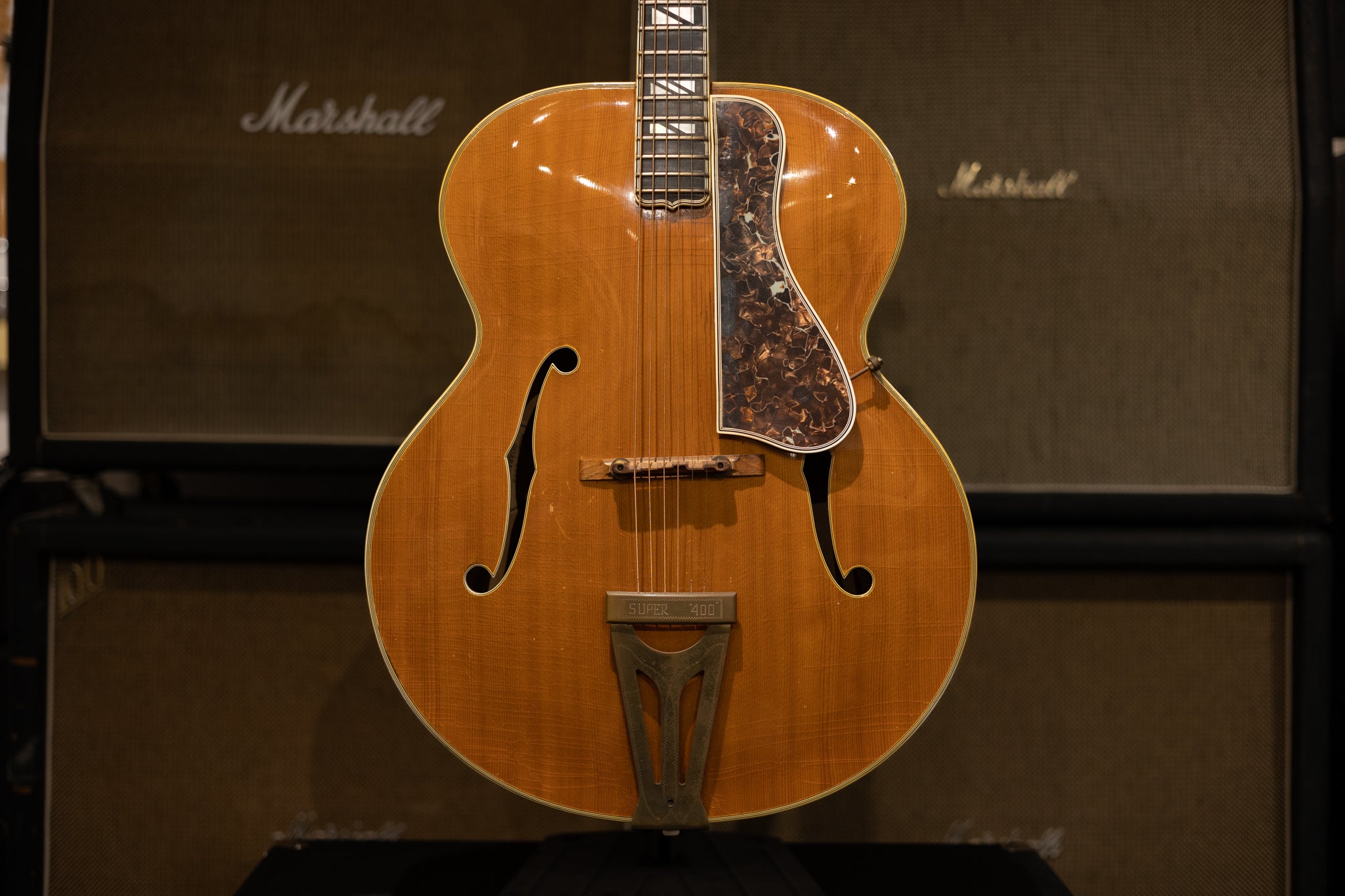 1949 Gibson Super 400- Natural – Dave's Guitar Shop