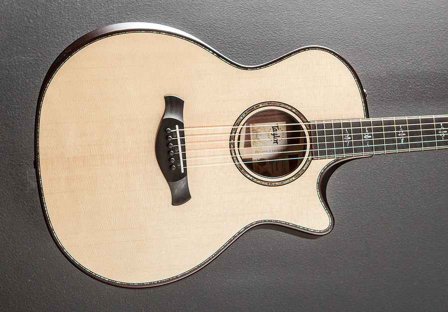 Taylor 900 Series – Dave's Guitar Shop