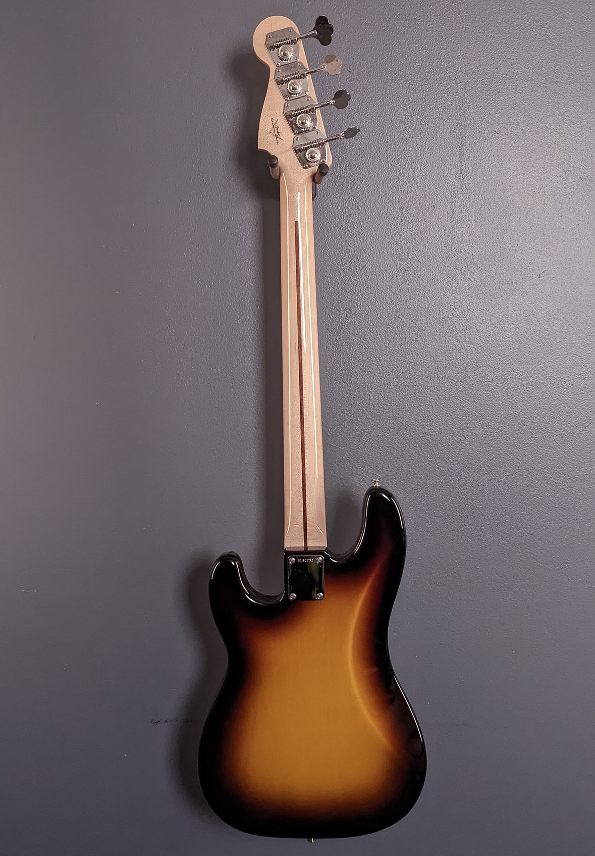 Vintage Custom '57 P Bass - Wide Fade 2 Color Sunburst – Dave's Guitar Shop