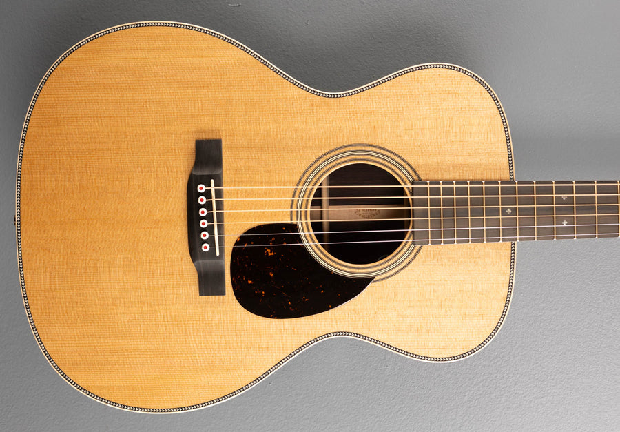 Martin Modern Deluxe – Dave's Guitar Shop