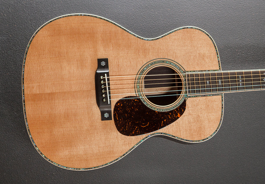 Martin Modern Deluxe – Dave's Guitar Shop