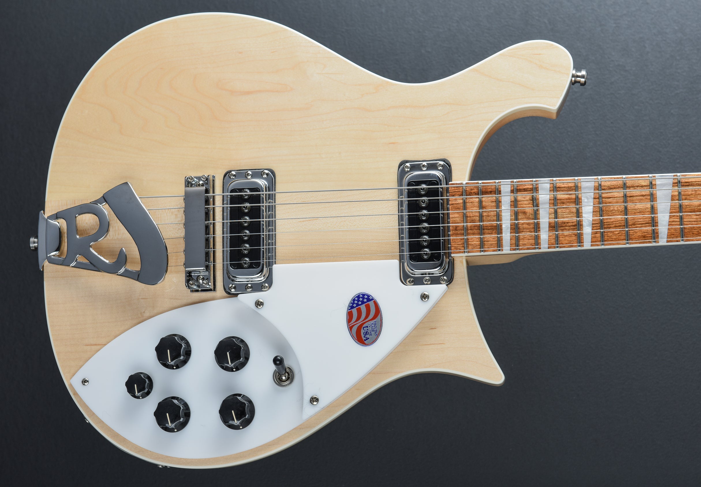 620 - Mapleglo – Dave's Guitar Shop