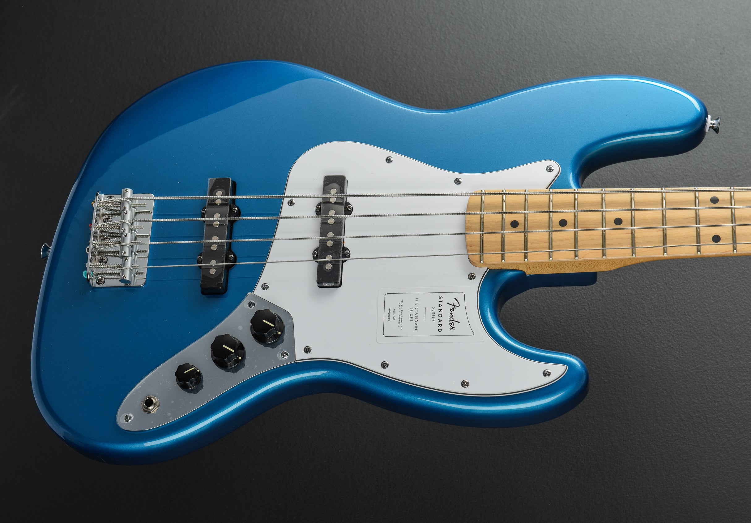 Standard Jazz Bass - Aqua Marine Metallic w/Maple – Dave's Guitar Shop