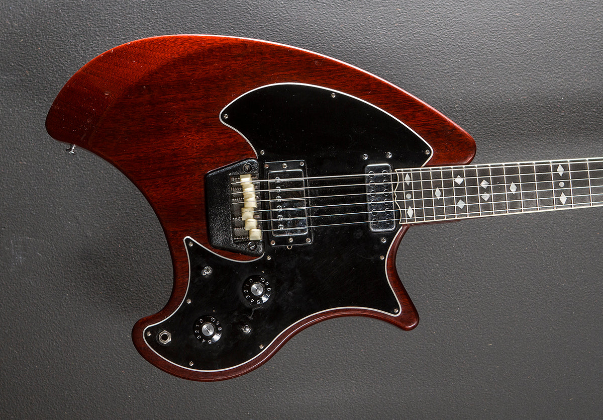 Model 1252 Deacon, Early 1970's – Dave's Guitar Shop