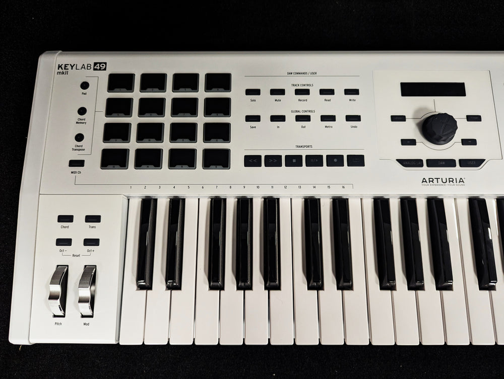 Keyboards & Workstations – Dave's Guitar Shop