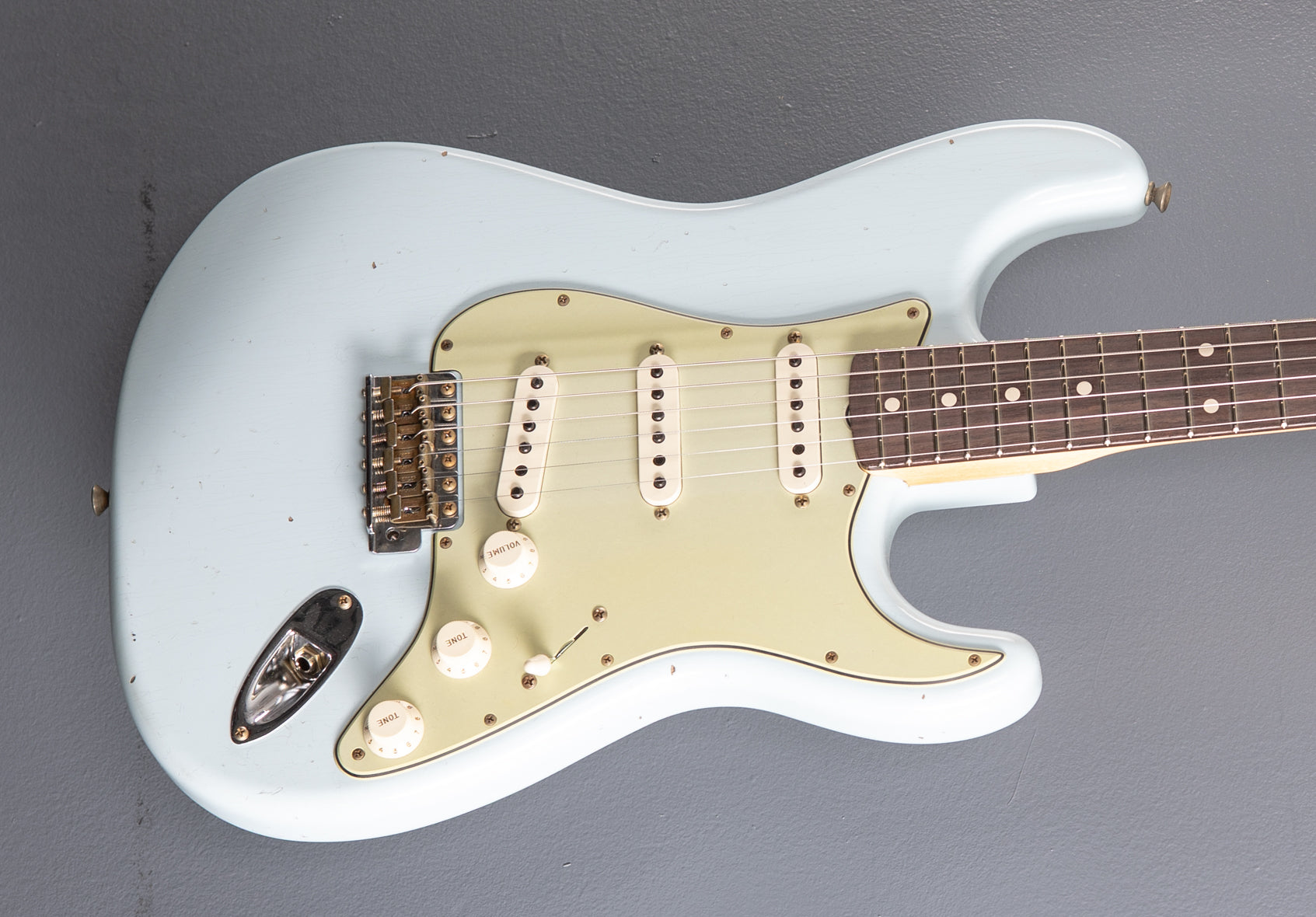 1960 Journeyman Relic Stratocaster – Dave's Guitar Shop