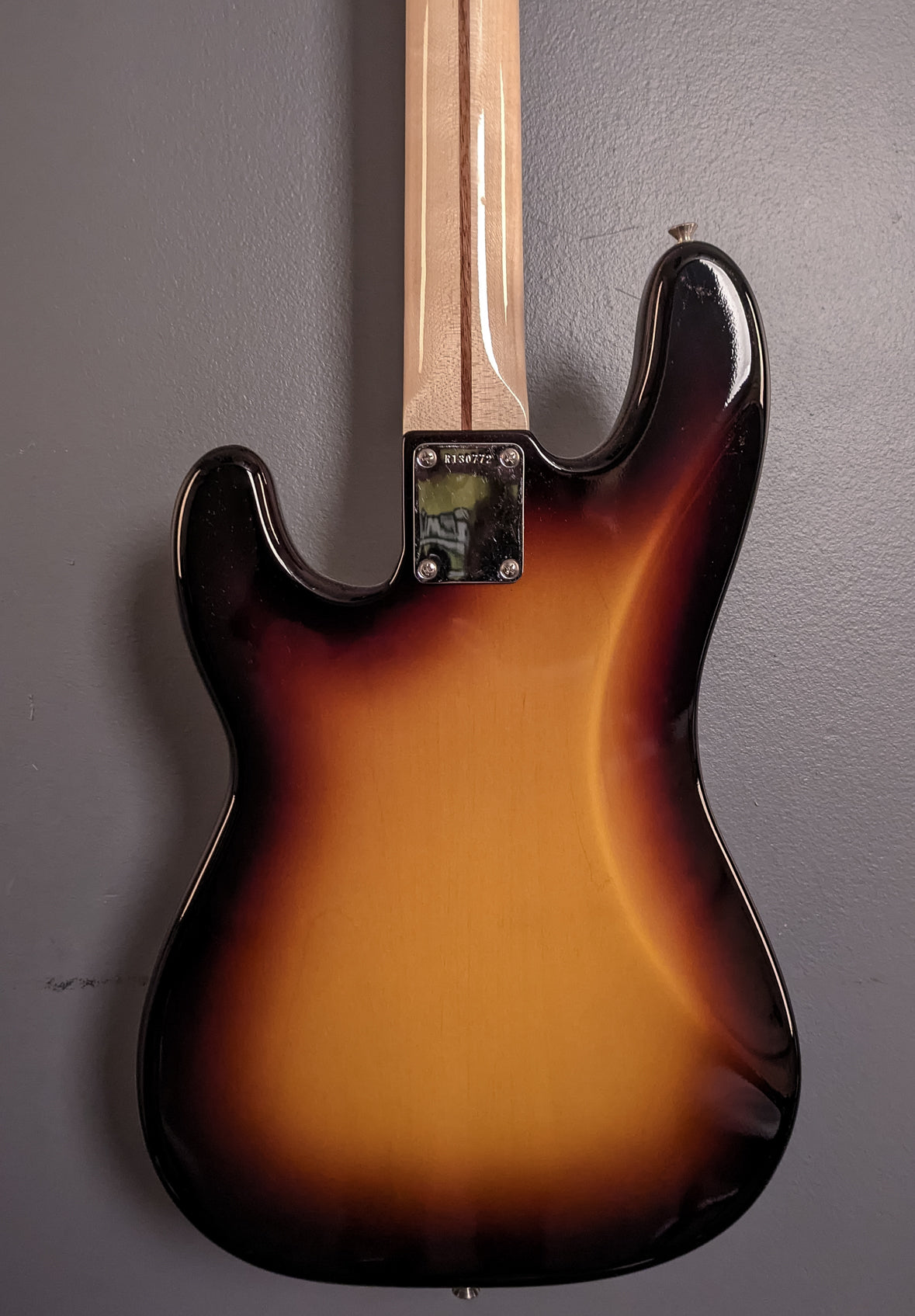 Vintage Custom '57 P Bass - Wide Fade 2 Color Sunburst – Dave's Guitar Shop