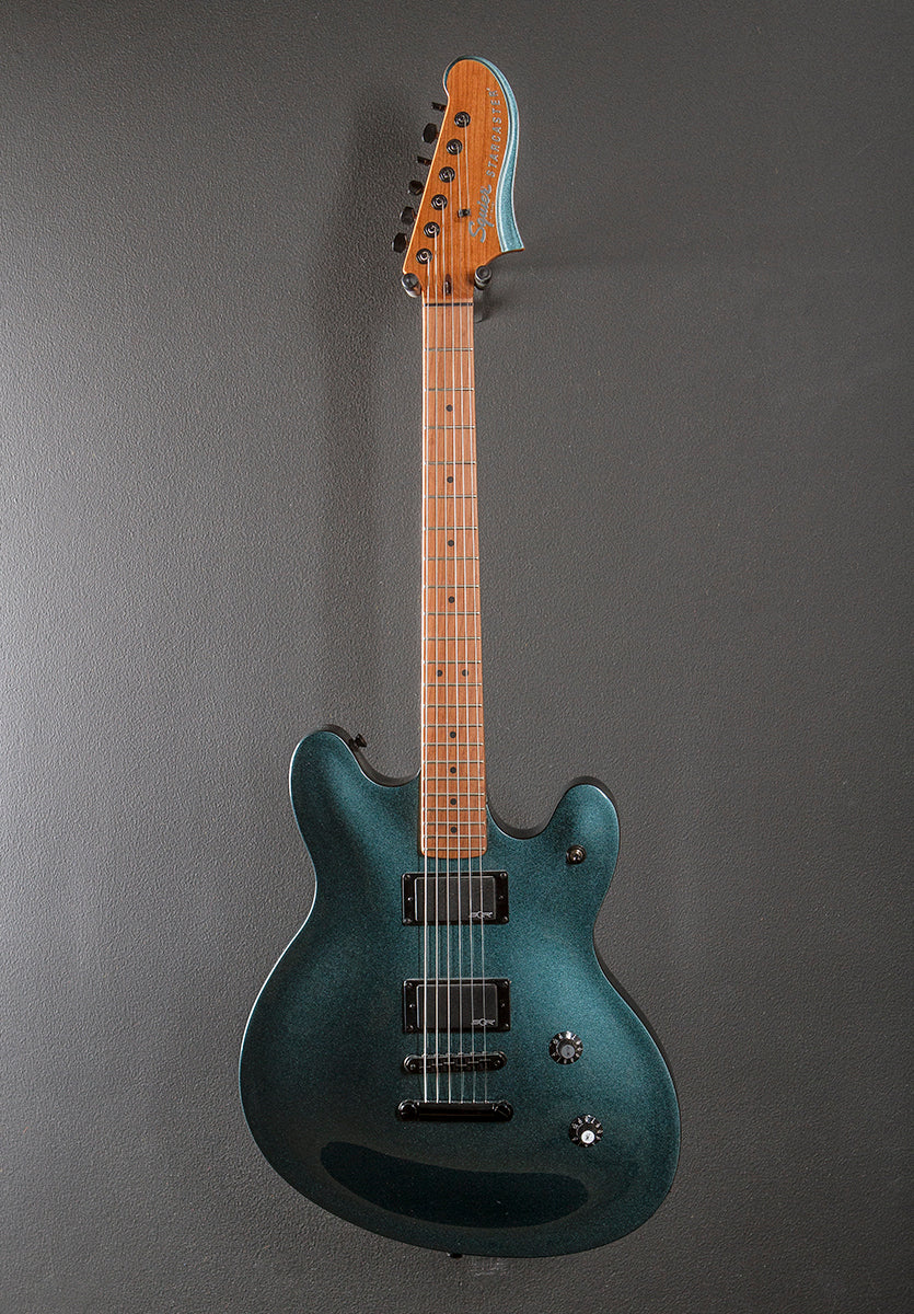 Contemporary Active Starcaster - Gunmetal Metallic – Dave's Guitar Shop